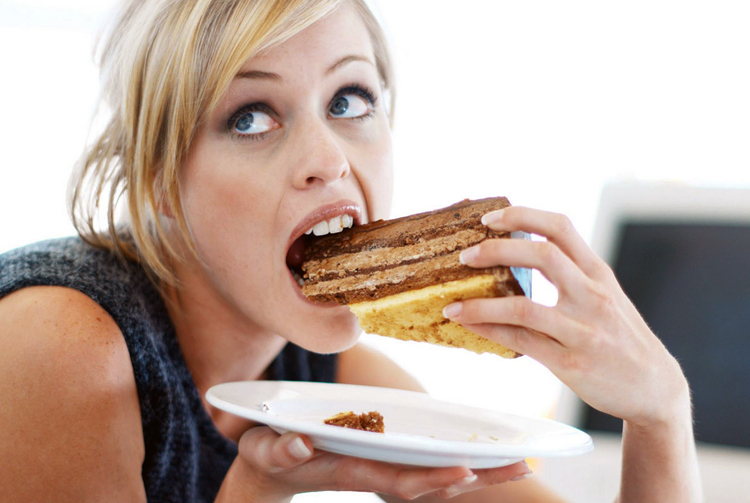 4 Simple Ways To Deal With Food Cravings | Trainer