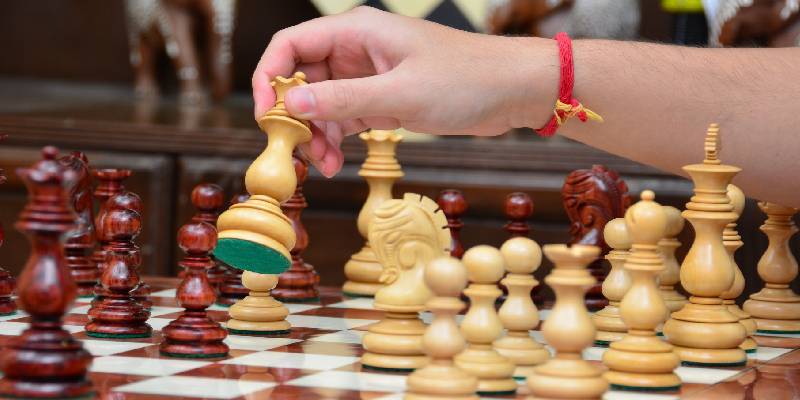 Let’s start chess lessons in Abu dhabi with Trainer.ae | Trainer